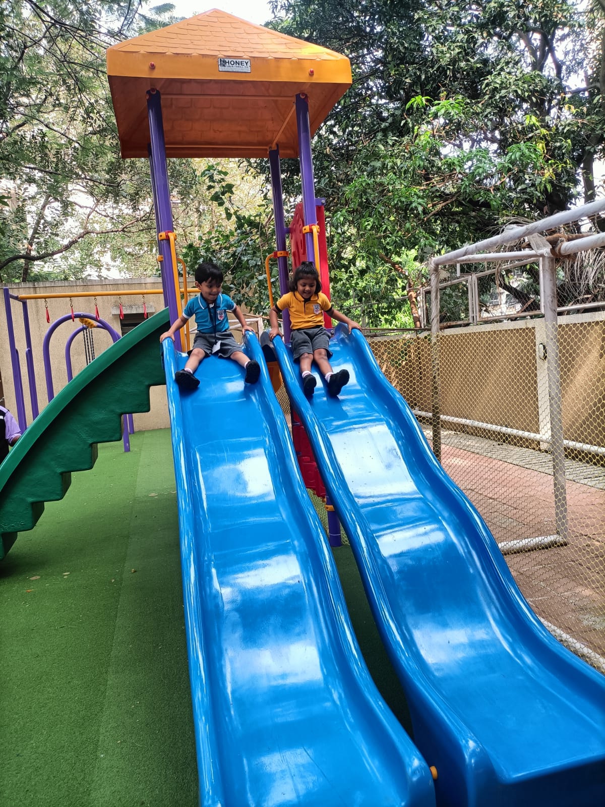 GUNDECHA EDUCATION ACADEMY, BORIVALI