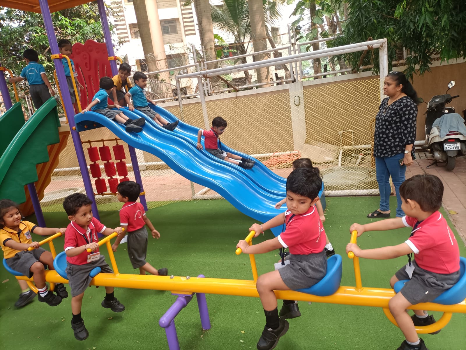 GUNDECHA EDUCATION ACADEMY, BORIVALI